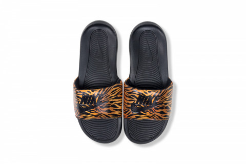 WMNS Nike Victori One Printed Slides Black/Tiger Print - GLAB.VN