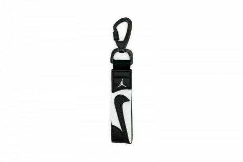 Jordan Trophy Key Holder Black/White - GLAB.VN